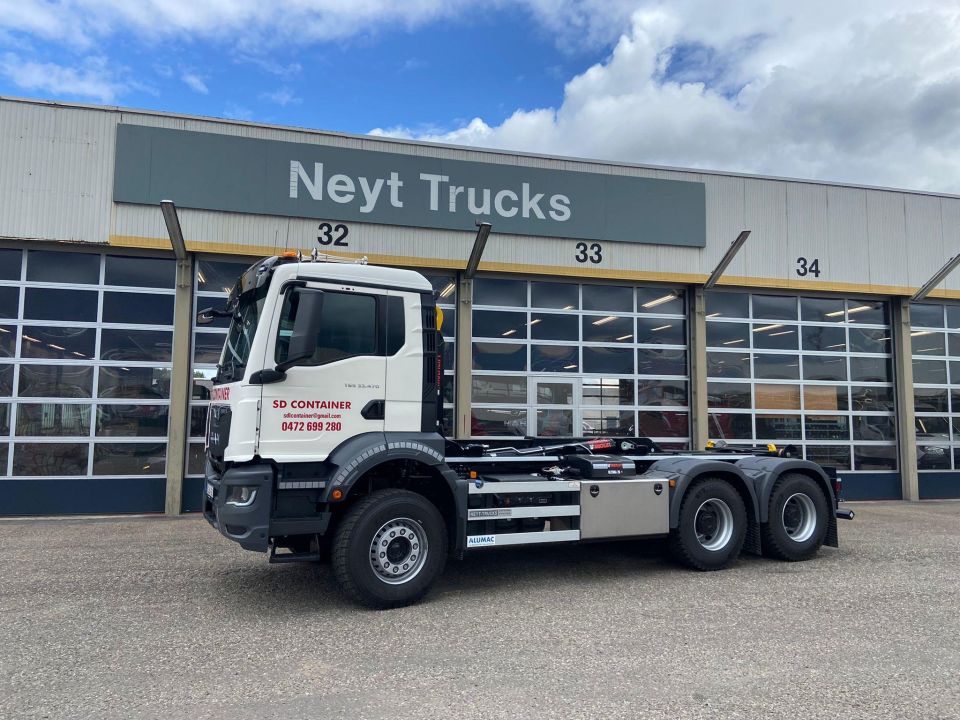 Neyt Trucks › 33.470 6x4 BL voor SD Containers SPRL in Brussel